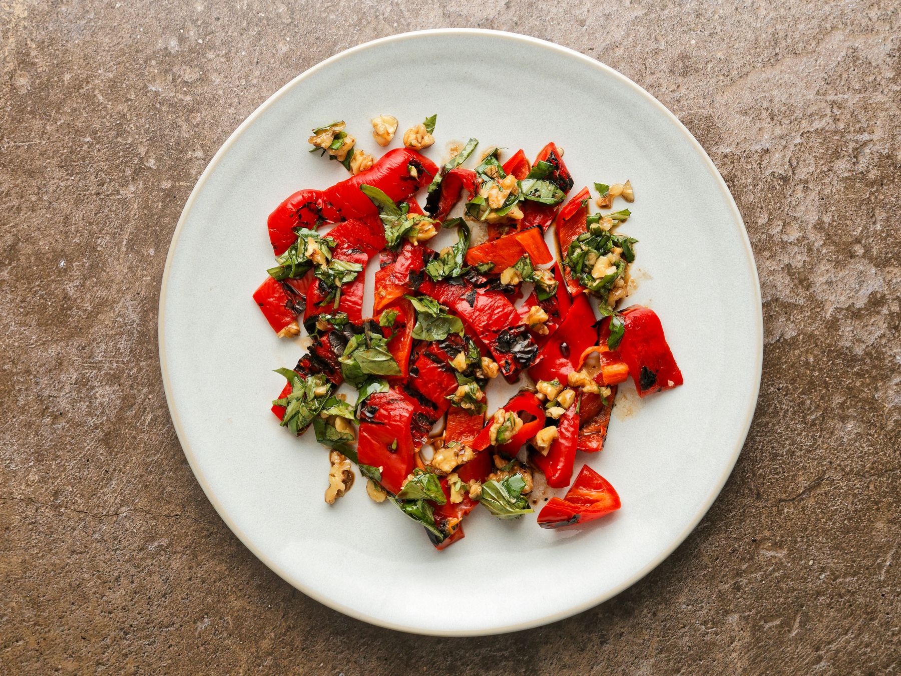 Barbecue paprika-salade (grove muhammara) | PLANTPROEF