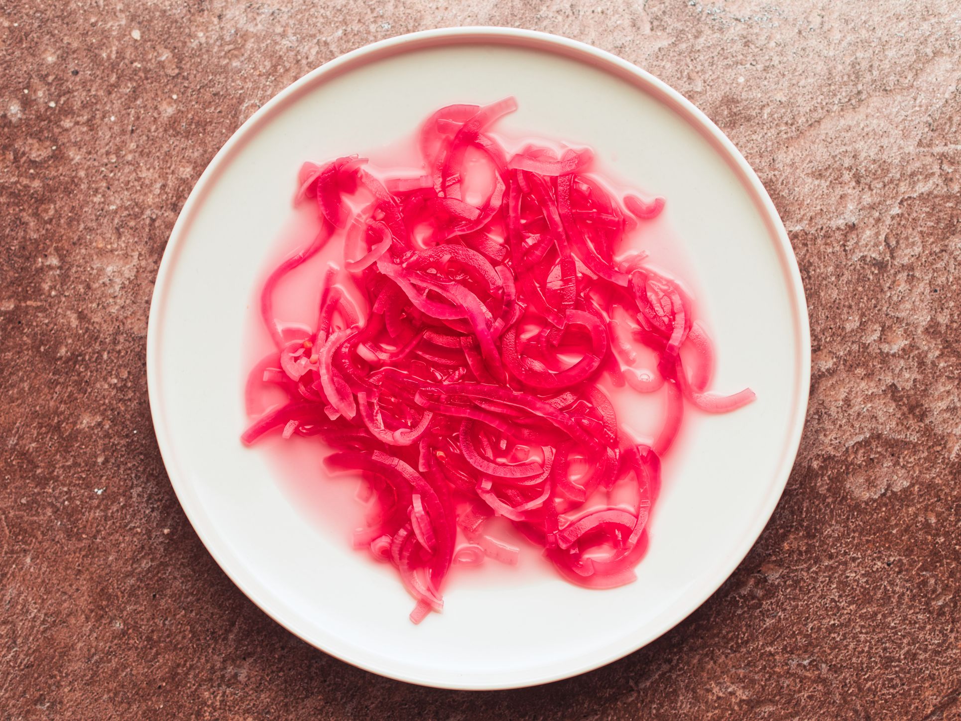 Ingelegde rode ui - lekker bij bijna alles | PLANTPROEF